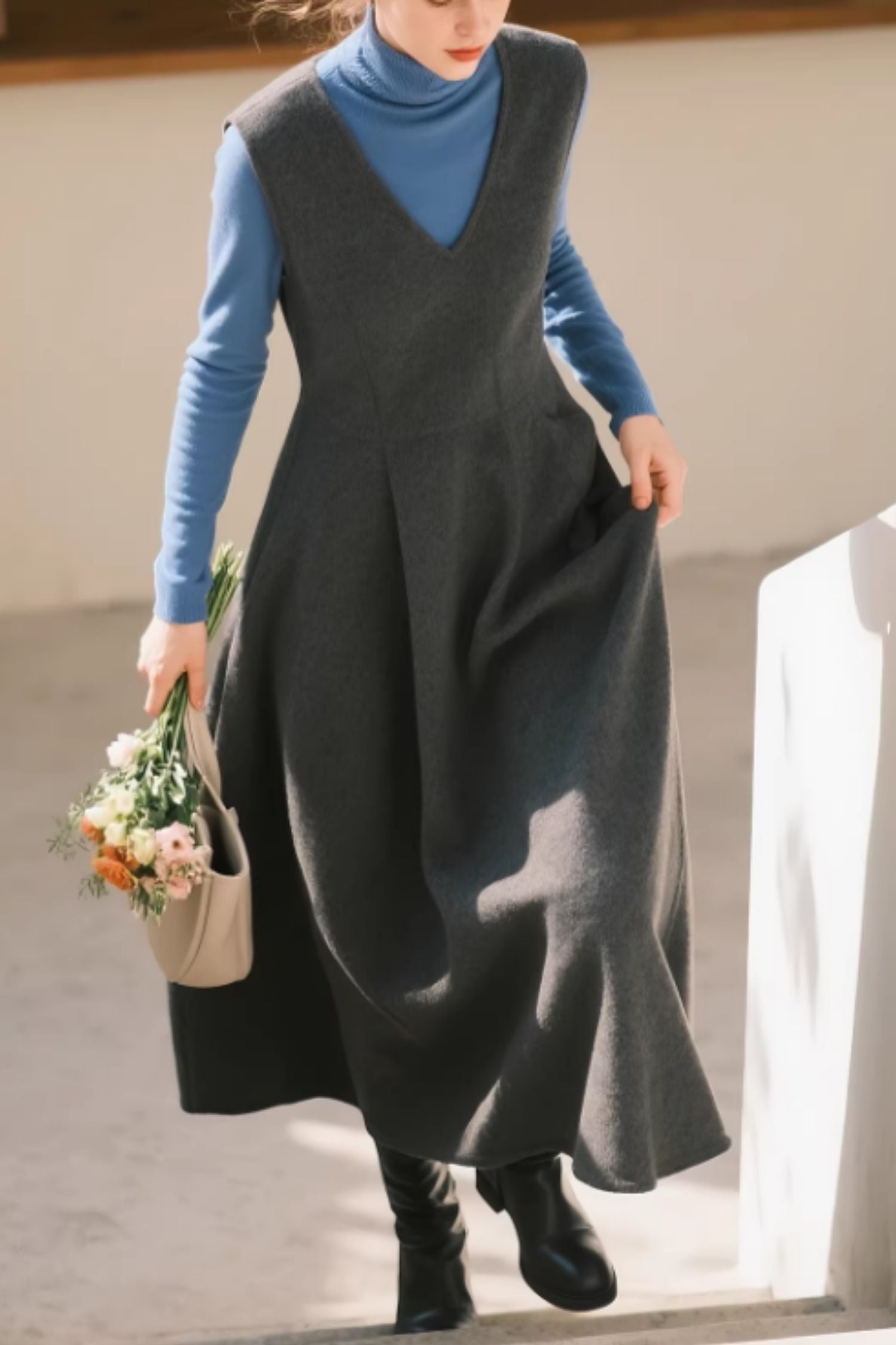 Gray Wool Pinafore Dress – Vintage Sleeveless Winter Midi | Xiaolizi